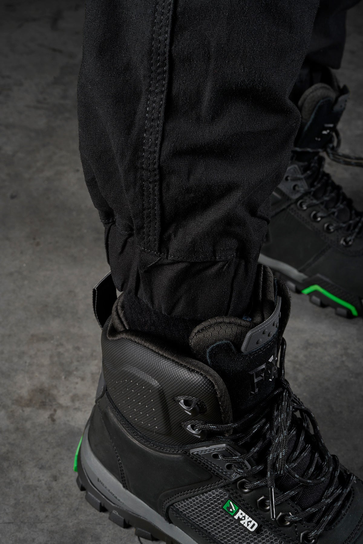 WP-4 - Black